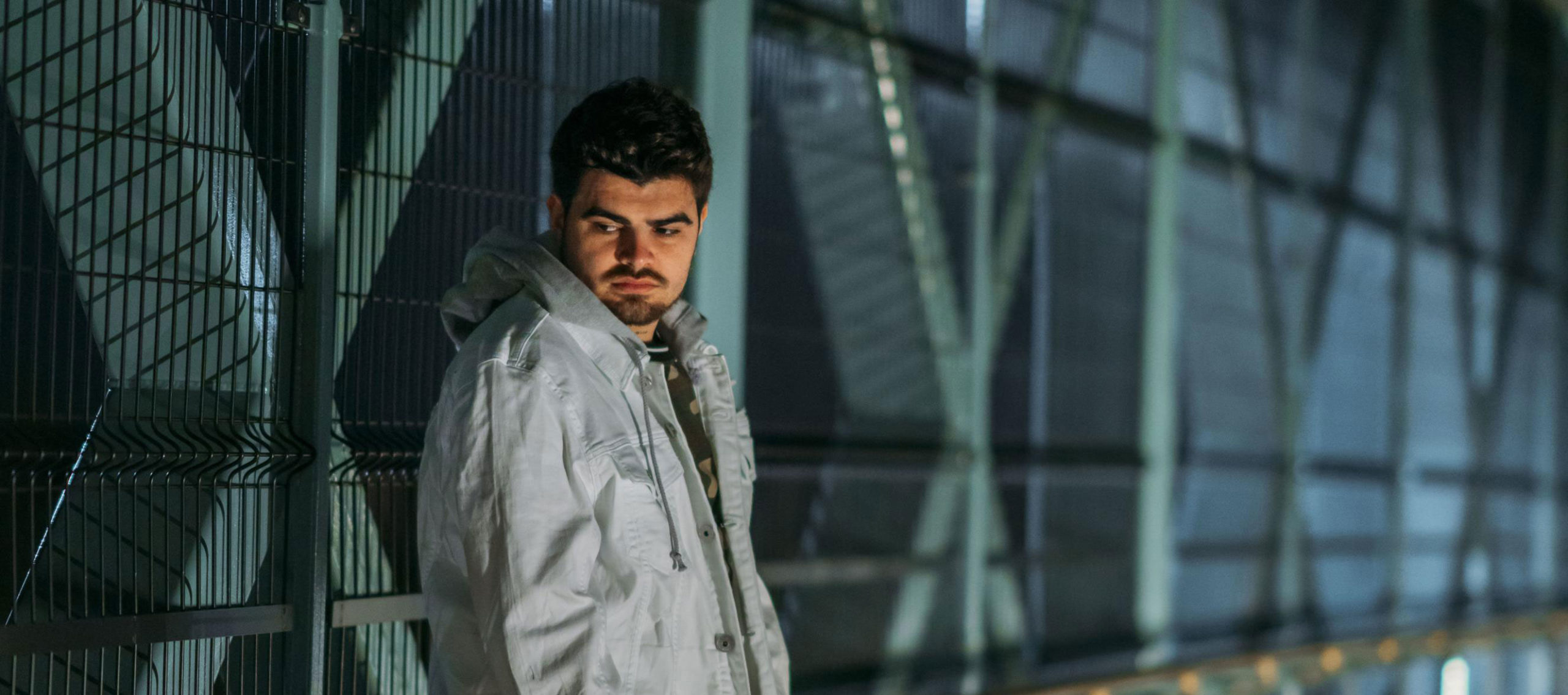 Jonathan Moly hace una pausa en la salsa - Artistas Valientes