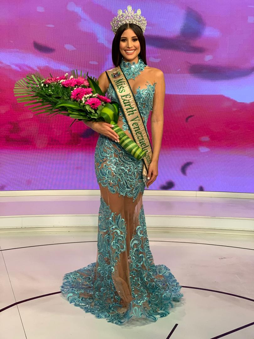 Stephany Zreik festeja su coronación en Venezuela - Artistas Valientes