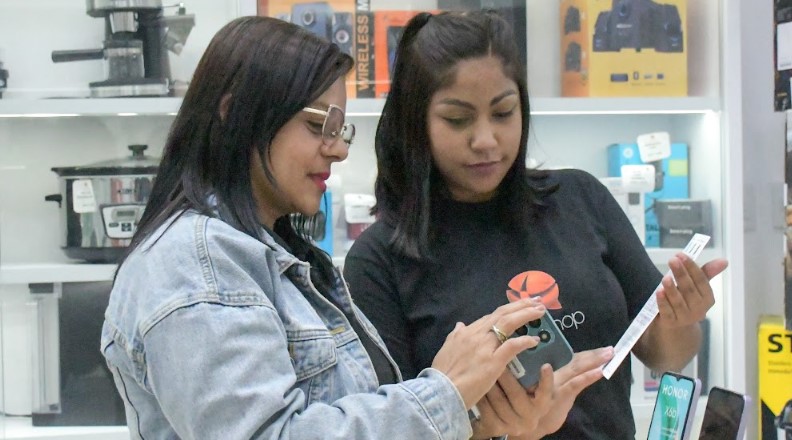 Weppa te acerca a la tecnología - Artistas Valientes