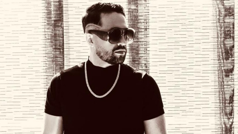V RAMIREZ estrena “Besándonos”: una historia de amor urbano que cruza ...